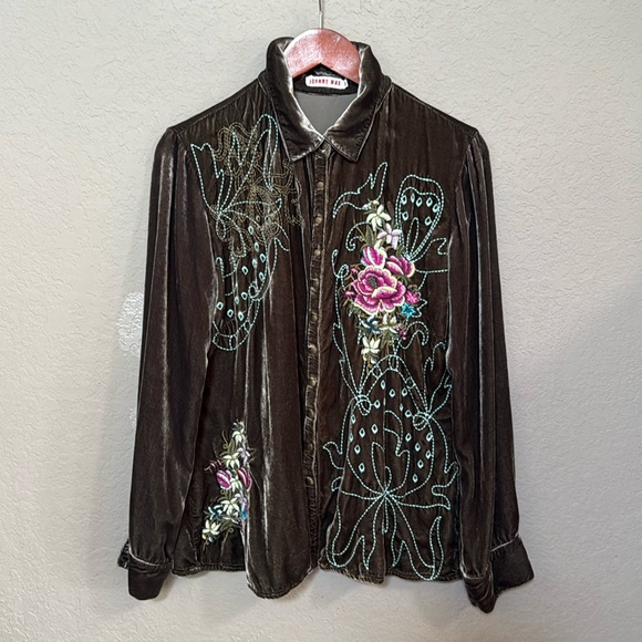 Johnny Was | Tops | Johnny Was Velvet Floral Embroidered Blouse M ...